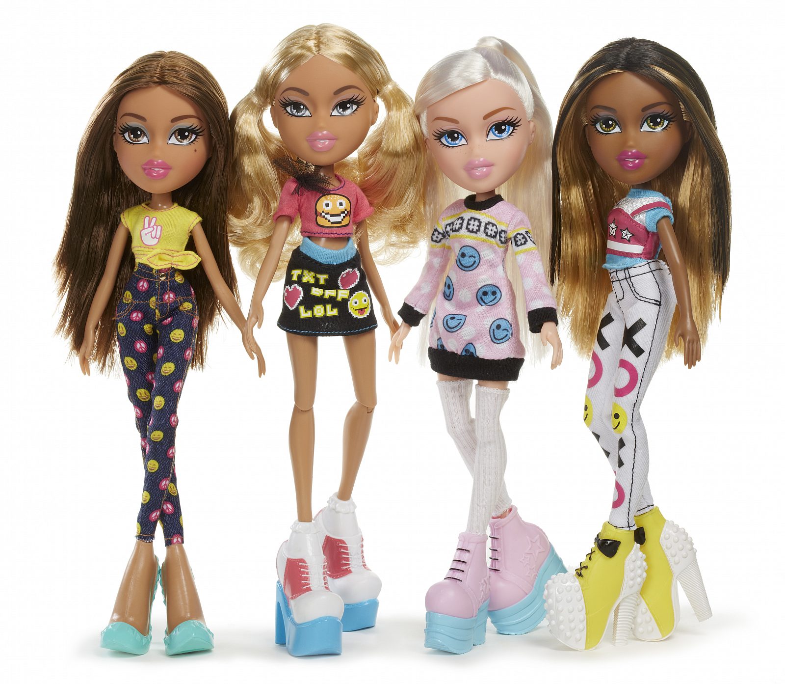 Carousel | The Bratz Are Back With Fresh New Looks For 2016