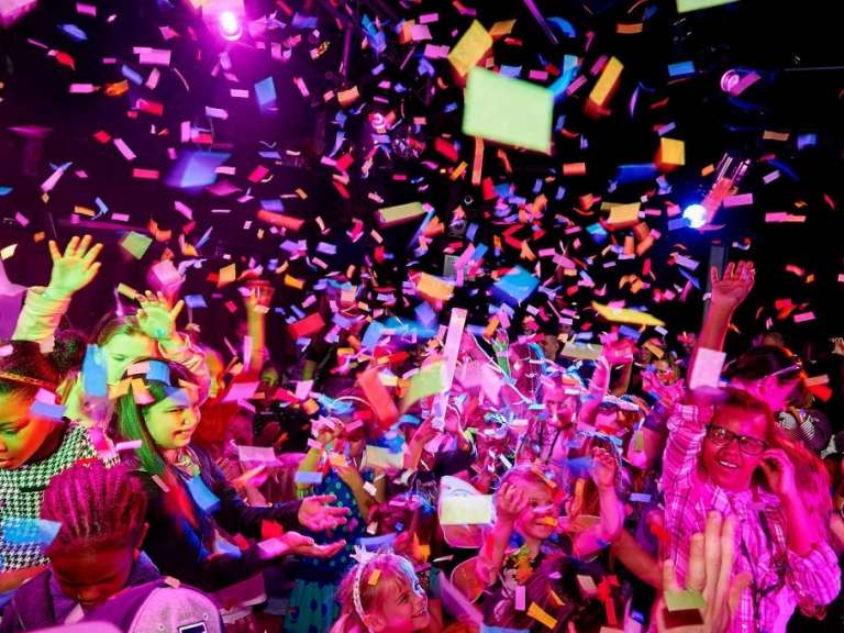 Carousel | Rave-a-Roo