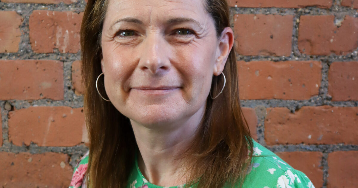 Carousel | Nia Holding