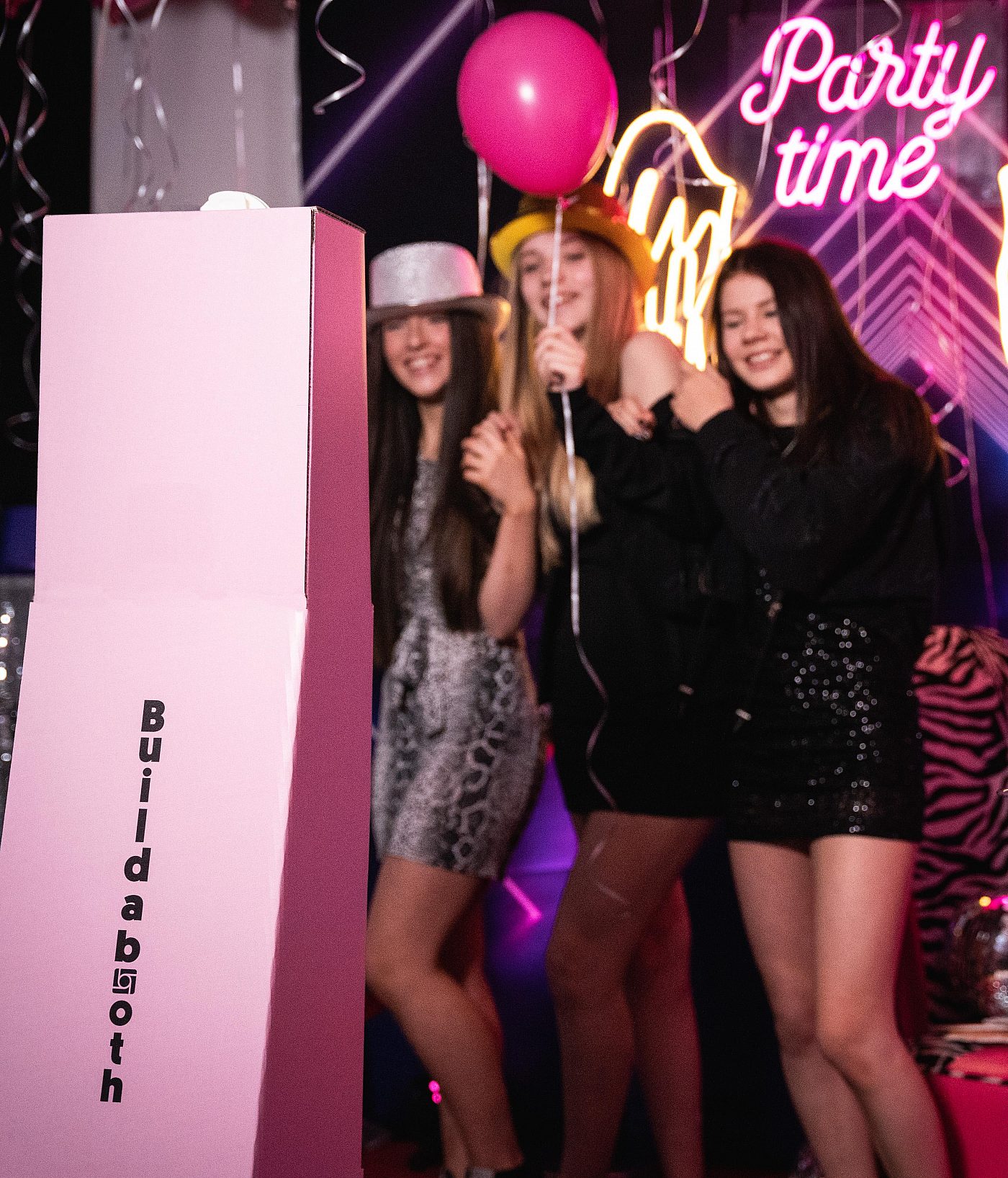 Carousel | Carousel launches Build a Booth